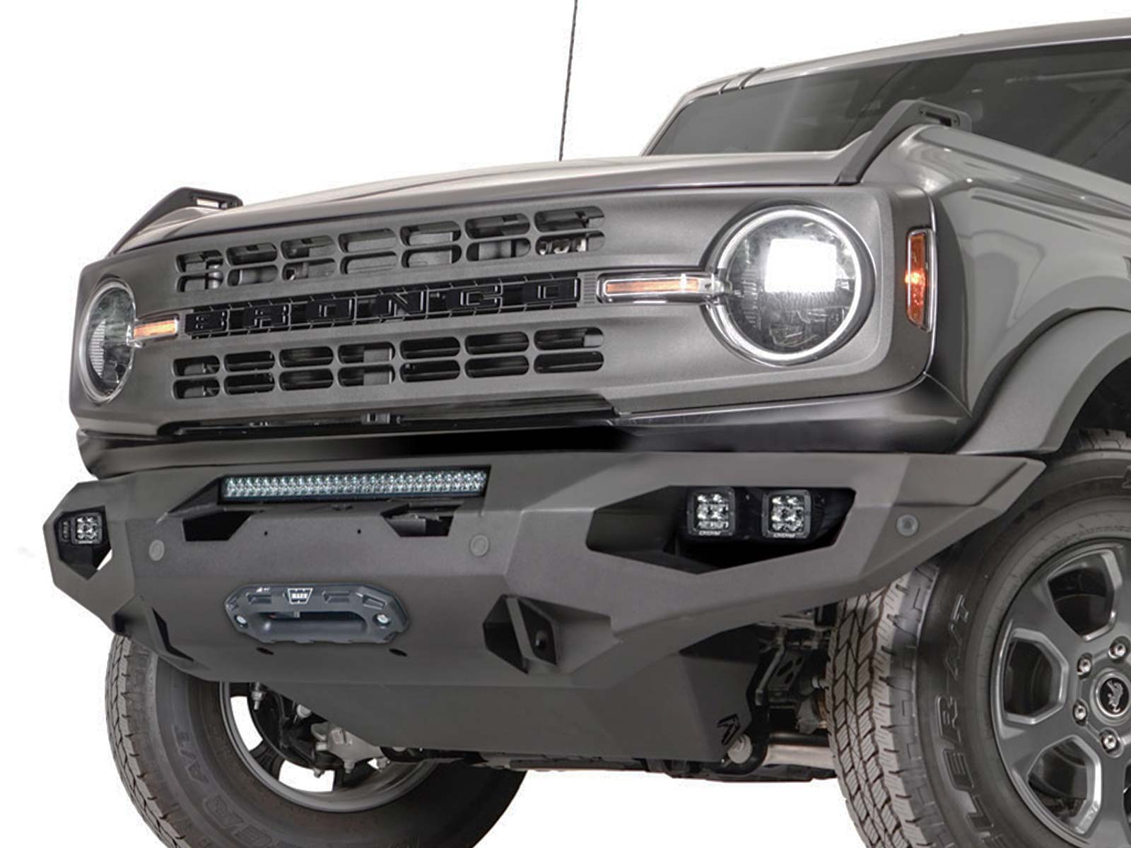 Fab Fours Matrix Front Bumper FS17-X4161-1&FBF-M3850-1 | Havoc Offroad