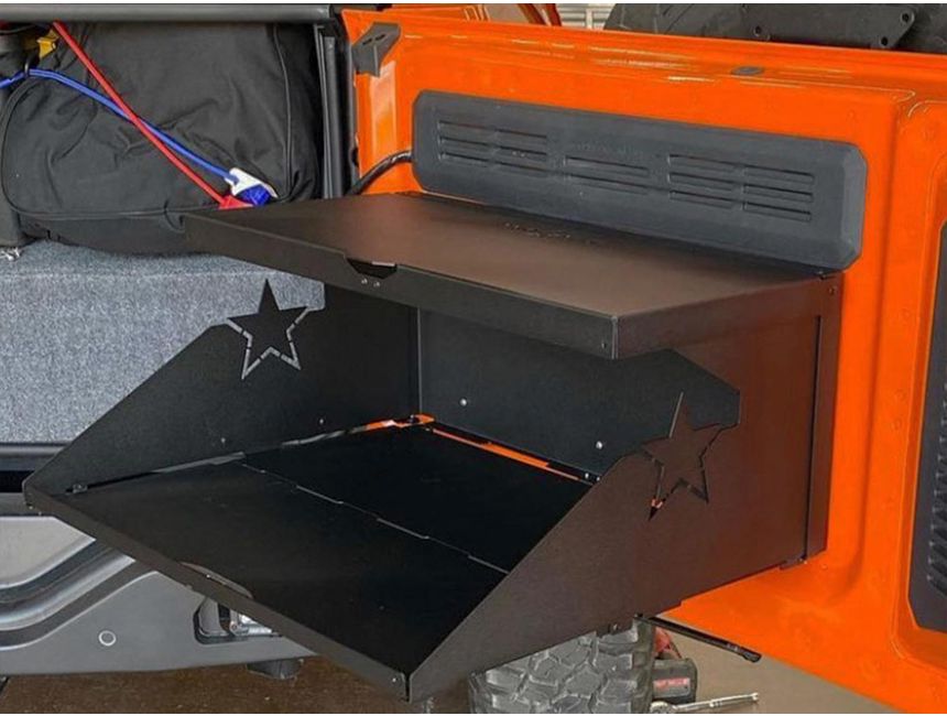 Rock Slide Engineering Tailgate Table | Havoc Offroad